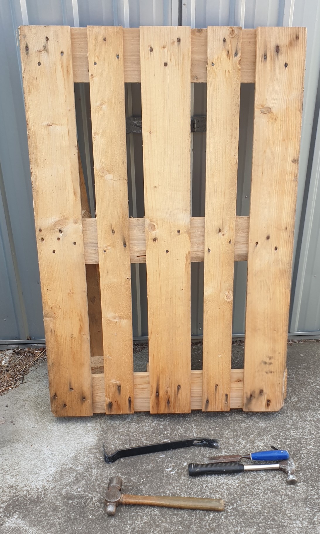 Upcycling timber pallets – Vandemonian Homesteader